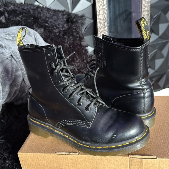 Dr. Martens | Shoes | Doc Martin Boots | Poshmark